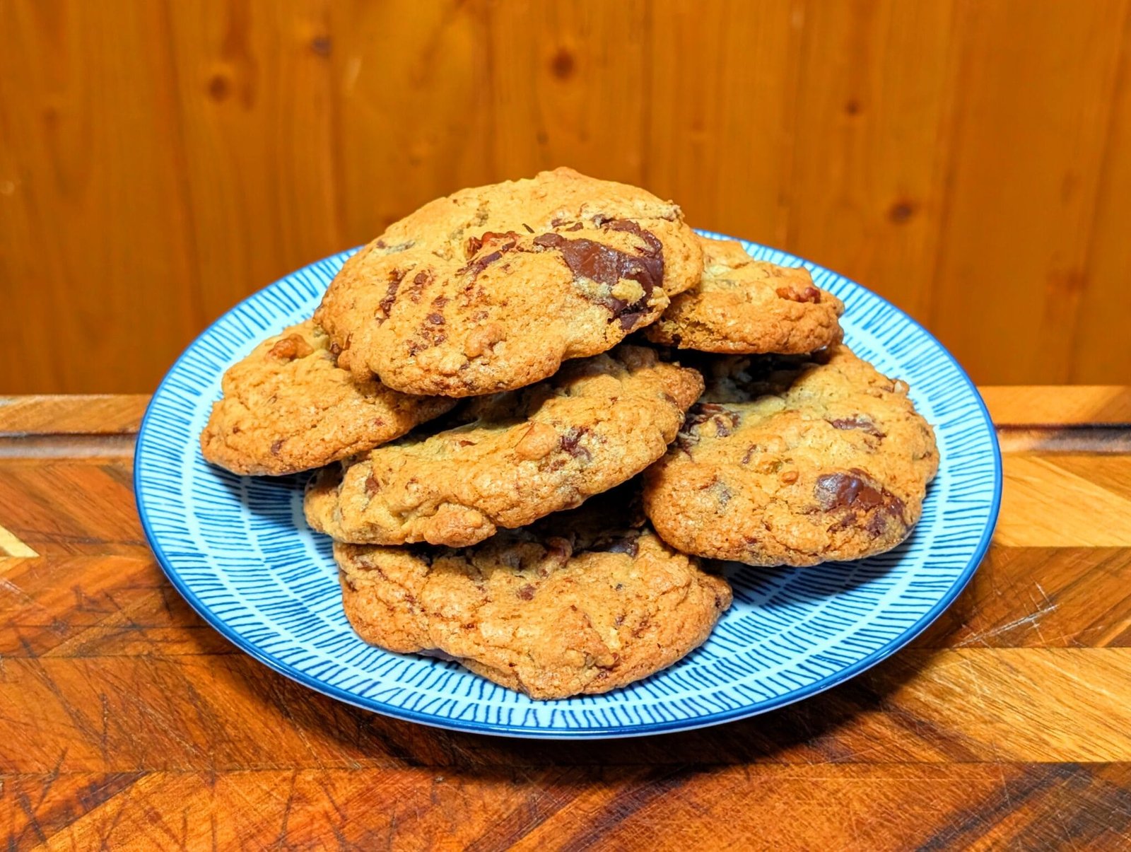 Romanian Biscuit Salami [Salam de biscuiti]